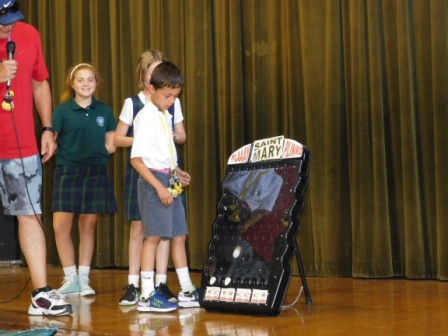 Magazine Wrap-up & Clifford Red Day – St. Mary School Hyde Park